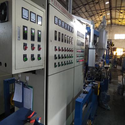 Cina cavo 65KW che fa macchina, macchina ad alta velocità dell'estrusione del cavo del motore di Siemens in vendita