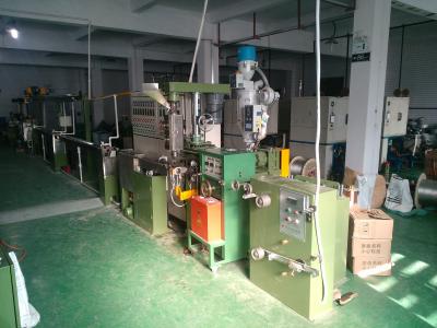 中国 450 / CATVケーブルの同軸ケーブルの作成の最小速度ワイヤー放出機械 販売のため