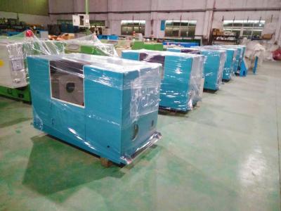 Cina Tipo verticale filo di rame che torce la macchina di arenamento del cavo con potere 15-25HP in vendita