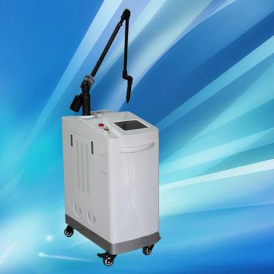 China CE and ISO approved Q Switched ND Yag Laser For Body Tattoo Removal And Eyebrow Removal for sale
