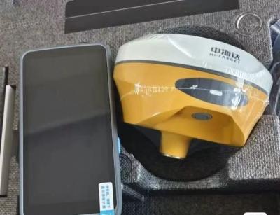 Cina Aggiornare le apparecchiature di rilevamento con un ricevitore RTK GNSS con velocità di aggiornamento di 50 Hz e un raggio di inizializzazione di 40 km in vendita
