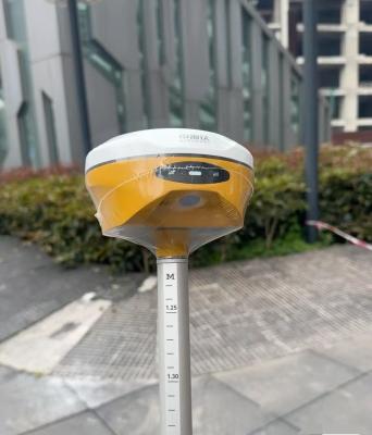 Китай Легкий и высокоточный приемник RTK GNSS весом 1,4 кг горизонтальный 2,5 мм 0,5 ппм RMS для изыскания продается