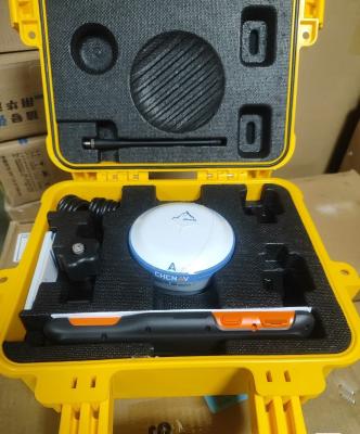 中国 CHCNAV I76/X13 GNSS受信機 226 GNSSチャンネル RTK GNSS受信機 高精度測位およびオプションの内蔵無線 405–470 MHz UHFまたはFH915スペクトラム拡散 販売のため