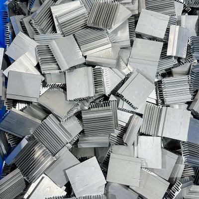 Cina Profilo di alluminio su ordinazione anodizzato dell'estrusione che lavora per la finestra in vendita