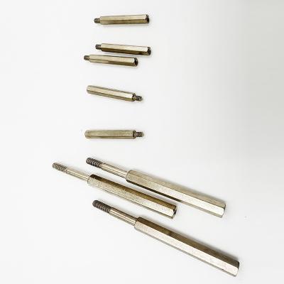 Cina L'ottone di CNC avvita la vite d'ottone maschio del contrappeso della scheda madre del filo femminile delle parti in vendita