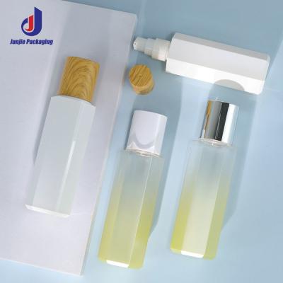China PP / Acrylic Refillable Cosmetic Bottles 100ml Square Perfume Bottle Custom Transparent for sale