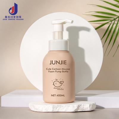 China Wholesale Custom 400ml HDPE Foam Pump Bottle Cylindrical Hand Sanitizer Personal Care Packaging with Screen Printing for sale