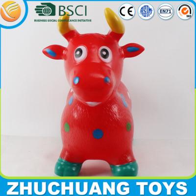 China custom color paint cow animal inflatable toy for sale