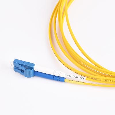 Cina Cavo di toppa a fibra ottica dei connettori SC/LC/FC/ST di SM/MM SX/DX in vendita