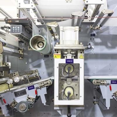 Cina Womeng High Quality Customization Underpad Making Machine con CE in vendita