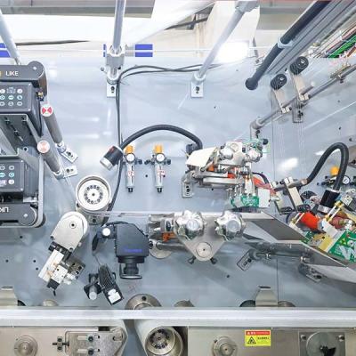 中国 フルセルボ ベビー 尿布 製造 機 高速自動システム 良質なアフター販売 販売のため