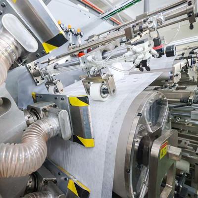China Máquina de fabricação de fraldas para bebés para venda à venda