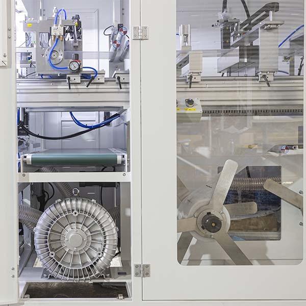 Quality Intelligent Full Servo Underpad Production Line With Professional Factory for sale