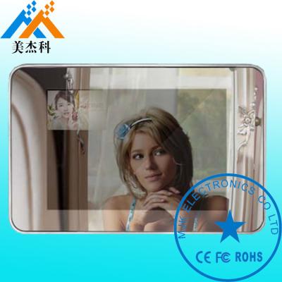 China Infrared Motion Sensor Interactive Touch Screen Smart Mirror Kiosk For Toggery for sale