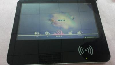 Cina Androide LCD a 22 pollici 3G dual core/WIFI dell'esposizione del contrassegno di Digital in vendita
