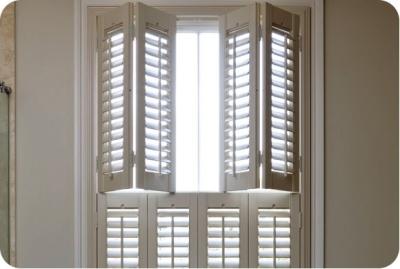 China Tier On Tier Window Plantation Shutter  Basswood Material White Shutter for sale