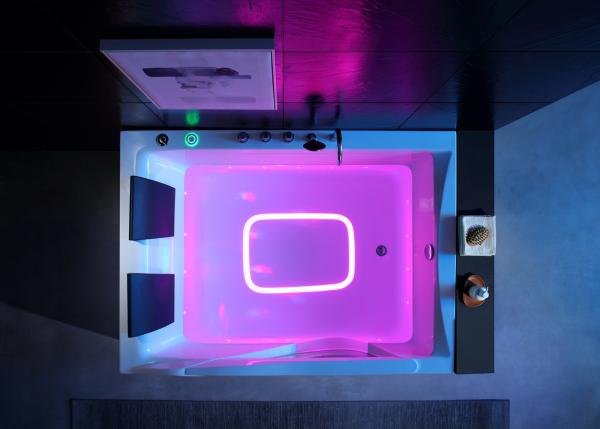 Quality Ladodo Luxury Double Rectangle Bathtub With One Piece LED Bottom Light for sale
