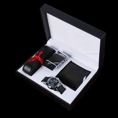 Cina l'orologio del regalo di 3 uomini del pezzo ha fissato la dimensione di 16*21*5.5cm per l'affare in vendita