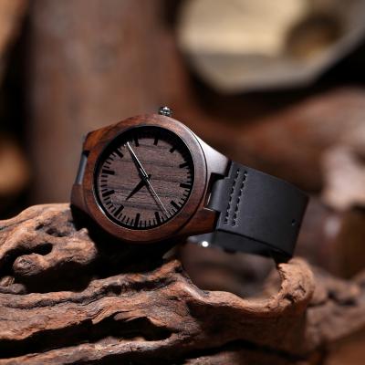 Cina Hardlex rispecchia gli orologi di legno degli uomini ha inciso i sandali neri in vendita