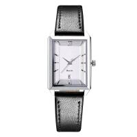 China Square Shape Cowhide Strap Roman Scale Dial Big Date Watch For Lover for sale
