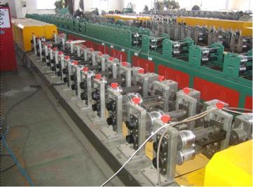 China Automatic Metal Roll Forming Machine, Garage Door Steel Roll Forming Machines for sale