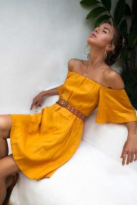 China Mulheres do verão fora do vestido dourado do ombro à venda