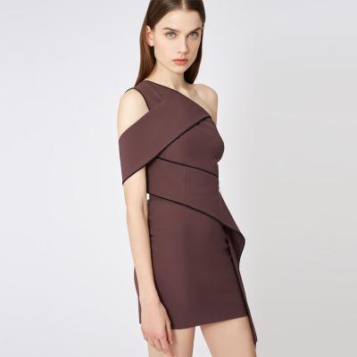 China De in het groot kleding van de dames formele Midi van de Schouderhelling Te koop
