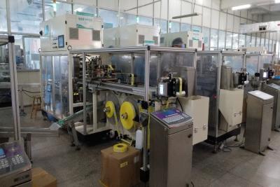 China Wet Wipes Packing Machine Patented Bag-Pushing Structure Customization Servo for sale