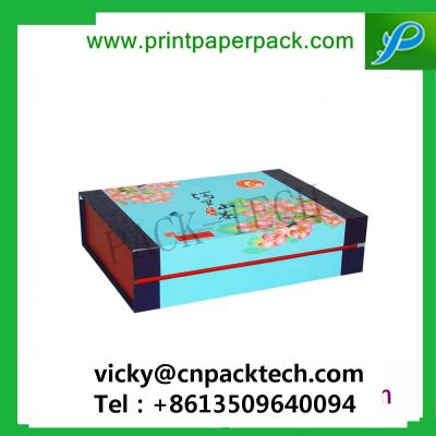 China Bespoke Fashion Cmyk Printing Packing Paper Shoulder Gift Box with Foam Insert for sale