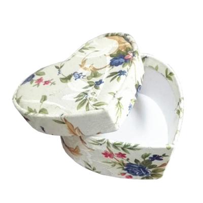 China Tailored Decorative Heart-Shaped Embossing Wedding Favors Jewelry Paper Gift Packaging Boxes Handmade Soap Boxes for sale