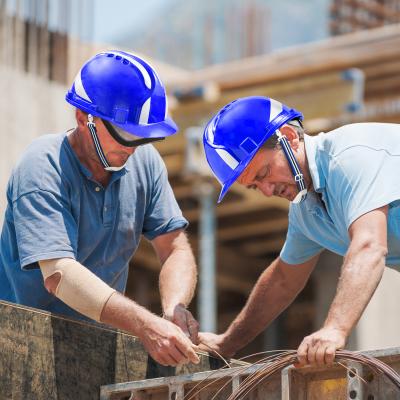 Cina Casco di sicurezza blu di altezza del CE EN397 per le attrezzature di sicurezza del posto di lavoro del lavoro elettrico in vendita