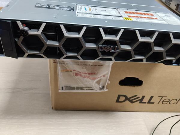 Quality Powerful PowerEdge R7525 Server 2U Compact With 7702 2.0GHz 64C/128T 256M for sale