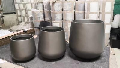 China Kleurrijke glanzende kleine tuinhars glasvezel bloemplanters Groothandel Te koop