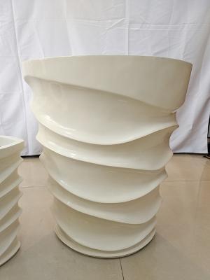 Cina Moderne vasi da fiore in fibra di vetro per la decorazione del giardino domestico all'aperto in vendita