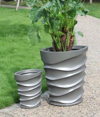 Cina Moderne vasi da fiore in fibra di vetro per la decorazione del giardino domestico all'aperto in vendita