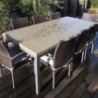 China QG 000 Outdoor Concrete Dining Table - GRC Construction, 10-500 Sets Capacity, Weather-Resistant for Patio & Garden for sale