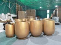 China Customizable Fiberglass Flower Pots 10-Day Sample Round Square Rectangular Planters for sale