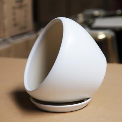 China Elegant Round Ceramic Pots For Your Home Or Business Various Sizes Available for sale