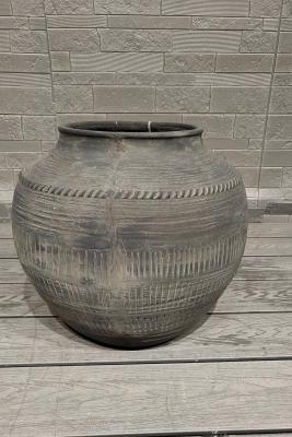 China Indoor Decoration Fiber Clay Planter Hand Carve Finishing with Charcoal Oven/Warmer Camping Burners Heater/Barbecue for sale