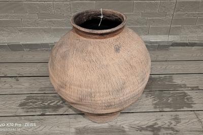 Cina Fioriera moderna ed elegante in fibra di argilla con caratteristiche antigelo e superficie strutturata in vendita