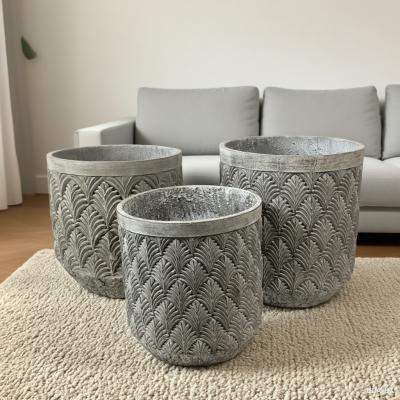 중국 GRC 팟 그레이 라운드 섬유 시멘트 화분, 반복적인 야자 잎 패턴, 경량 내구성, 낮은 유지 보수, 화분, 휴가 빌라, 사무실 장식, 옥상 정원, 조경 프로젝트 판매용