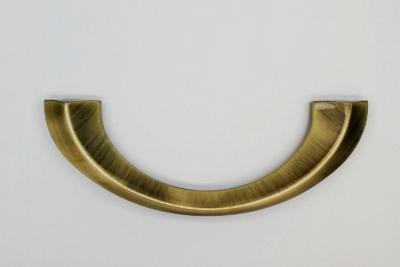 China Antiek Messing Metalen Kist Handle Hoog Polijst En Zink Alloy Materiaal ZH004AB Te koop