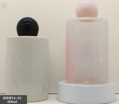 China Customized Plastic Luxury Shampoo Bottles 400ml PET Bottle for sale