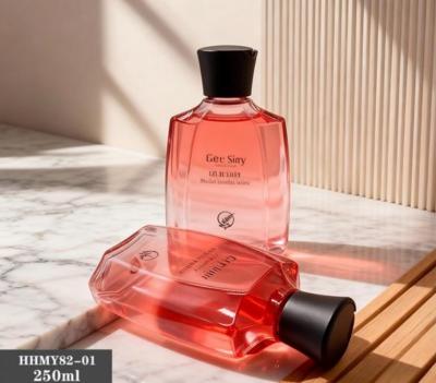 China Customized Plastic Luxury Shampoo Bottles 250ml PET Bottle with Cap for sale