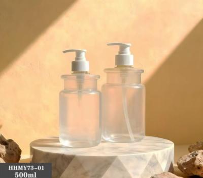 China Customized Plastic Luxury Shampoo Bottles 500ml PE Bottle for sale