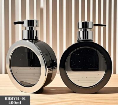 China Customized Plastic Luxury Shampoo Bottles 400ml PET Bottle for sale
