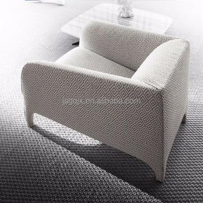 Cina APPAREL Divano alimentatore automatico Tessuto Solvente Colla Dot Transfer 1800mm Macchina di laminazione in vendita