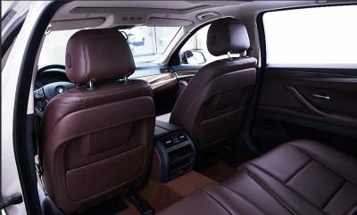 Cina Macchina di laminazione a fiamma in stile tedesco PLC personalizzata 2 bruciatori 3 in 1 per seggiolino auto in vendita
