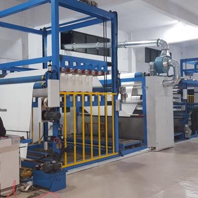 Cina Macchina di laminazione a fiamma con accumulatore 8700 velocità di produzione in vendita