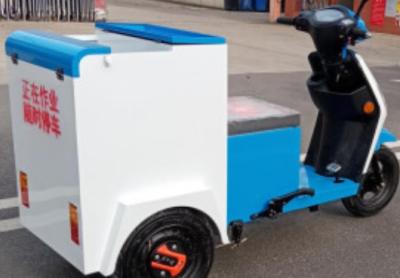 중국 전기 쓰레기 삼륜구동 모바일 쓰레기통 독립 도구 상자 골목 도로 걸음보드 판매용